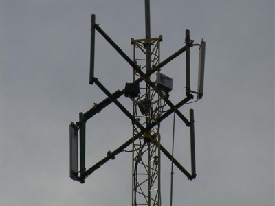WiFi: Instalasi Beberapa Access Point di Sebuah Tower - OnnoCenterWiki